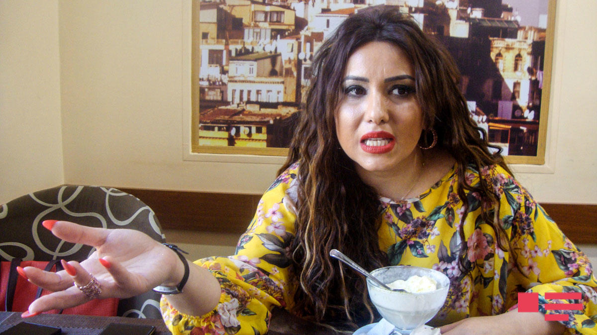 Aparıcıdan xəstə atası haqda şok: Bizi atıb gedəndə...